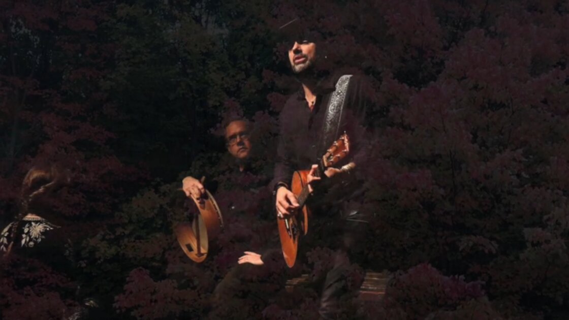 Tim Eriksen Presents Pumpkintown: Songs, Stories And Magic | Viewcy