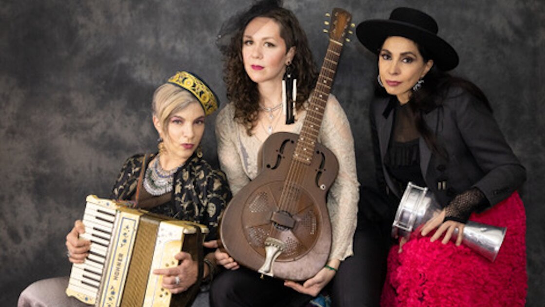 VICKIKRISTINABARCELONA | Viewcy